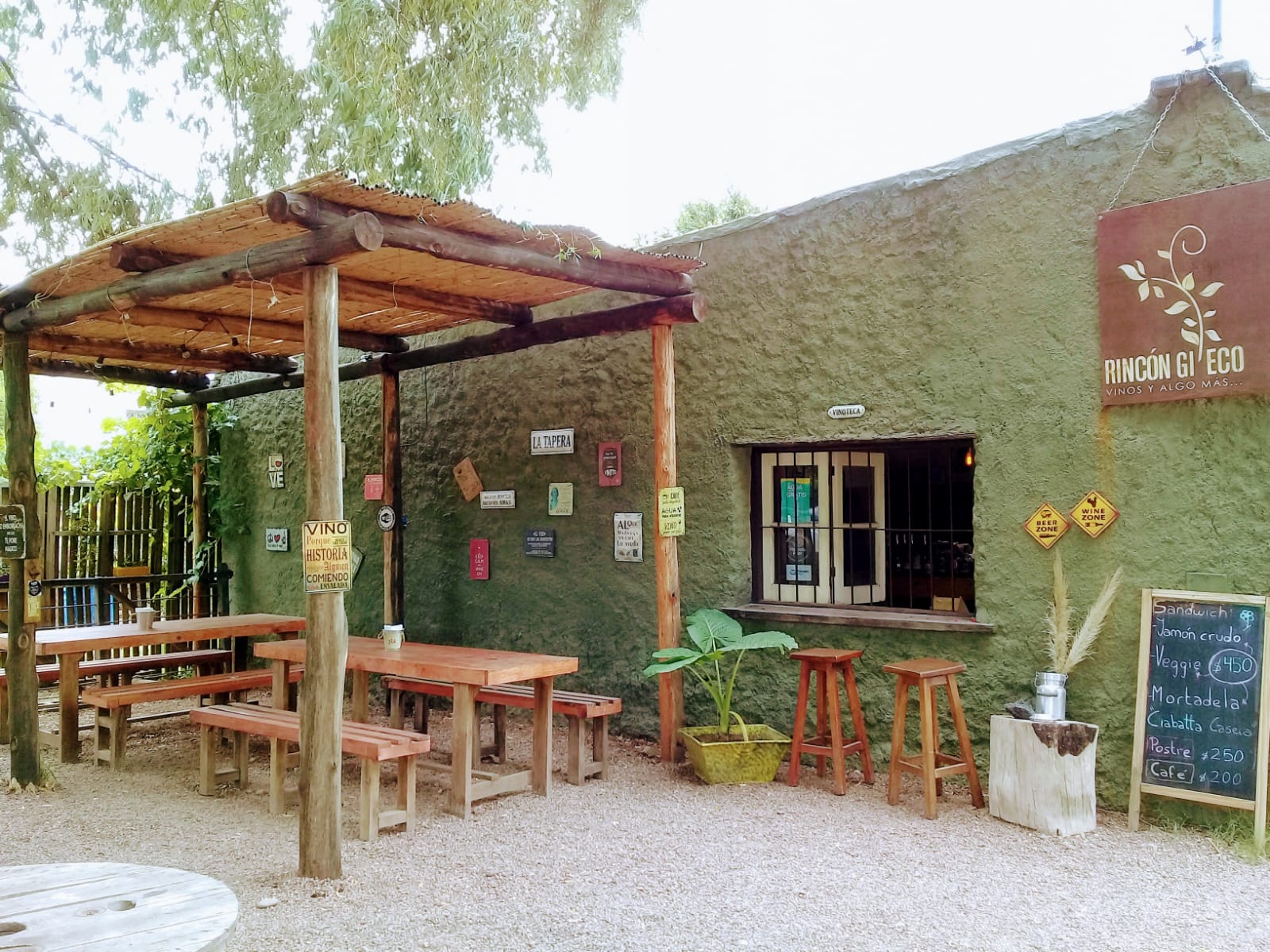 "Rincón Gieco", el parador para relajar entre naturaleza y sandwichitos ...