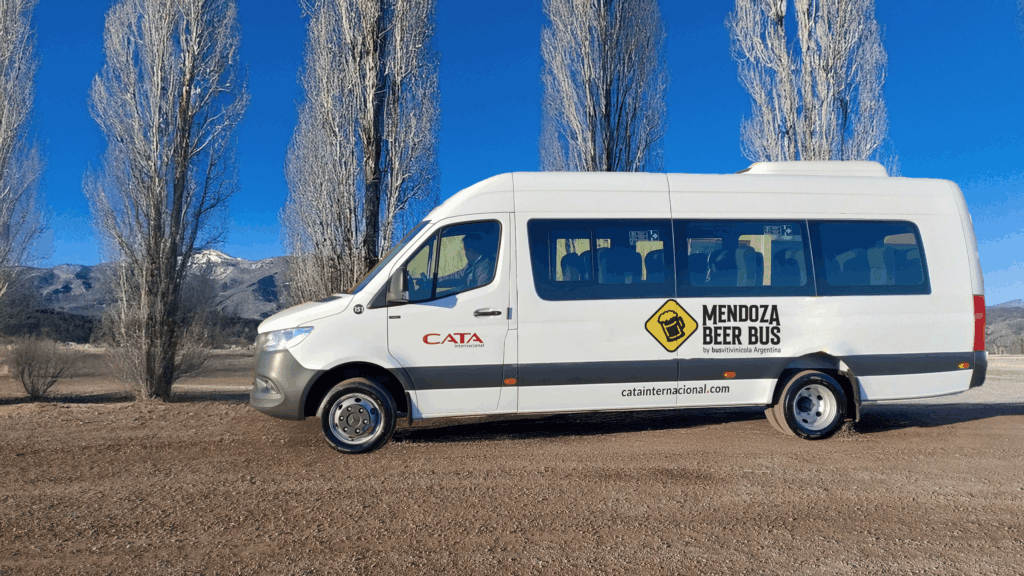 Presentaron el “Mendoza Beer Bus”, el primer bus cervecero de la ...